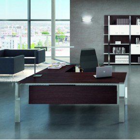 Bureaux professionnels avec retour de haute qualité et design ...